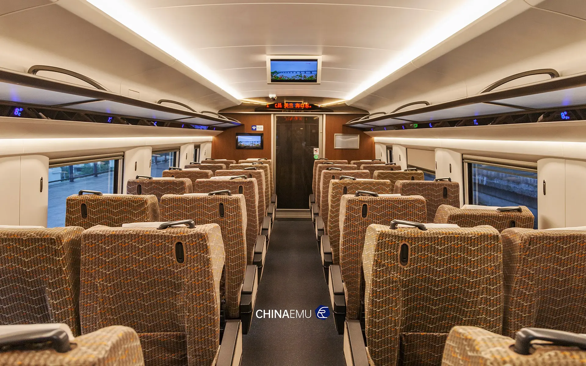 CR300AF动车组 - 动车组列车 - 记录高速动车组列车及城市轨道交通列车发展历程 —— 慧伊创新科技（北京）有限公司