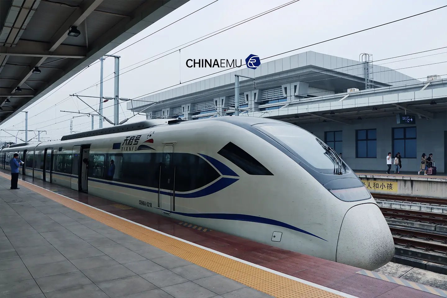 CRH6A-A(智能版)动车组 - 动车组列车 - 记录高速动车组列车及城市轨道交通列车发展历程 —— 慧伊创新科技（北京）有限公司